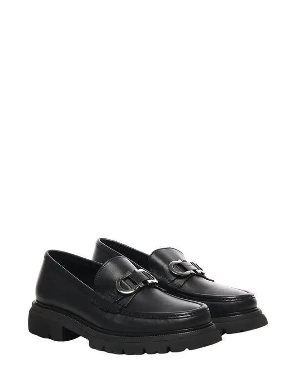 FERRAGAMO Gancini Loafer