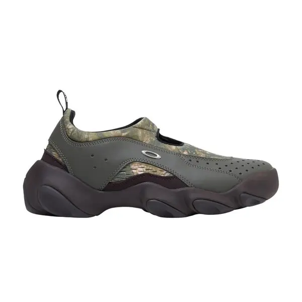 Oakley Team X South2 West8 X Flesh Sandal