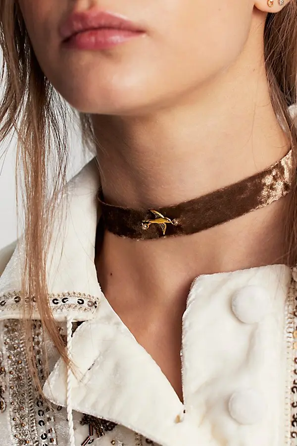 Free People Ariana Ost Velvet Choker - Orange