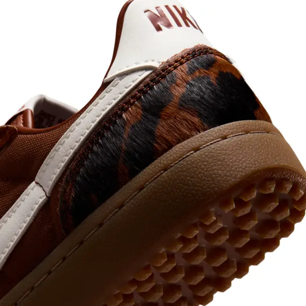 Nike Field General Sneakers - Brown