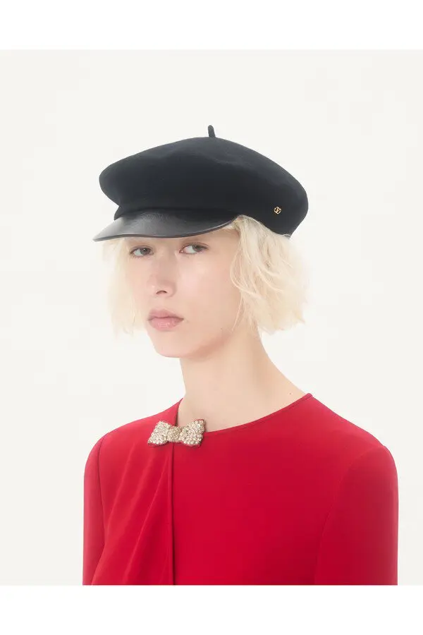 Valentino Garavani Vlogo Signature Wool Cap With Leather Visor - Black