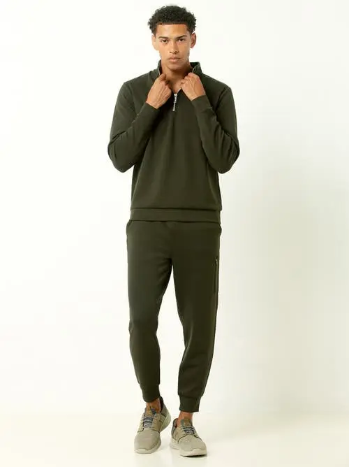 SINGLE STITCH Classic Drawstring Jogger - Olive