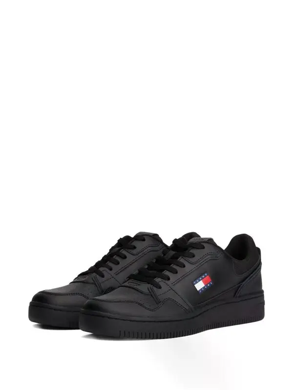 Tommy Hilfiger Perforated Detail Low Top Sneakers