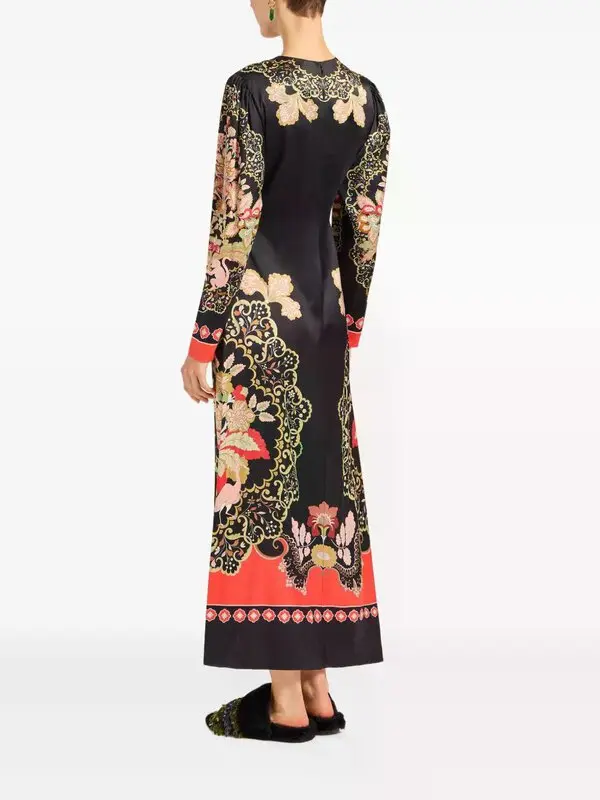 La DoubleJ Clingy Swing Placed Maxi Dress - Black