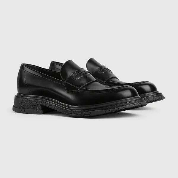 Gucci Leather Loafer With Tonal Logo