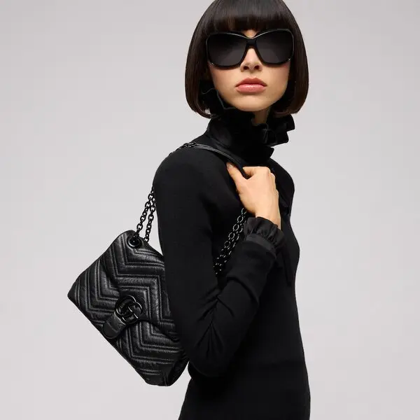 Gucci Gg Marmont Small Shoulder Bag - Black