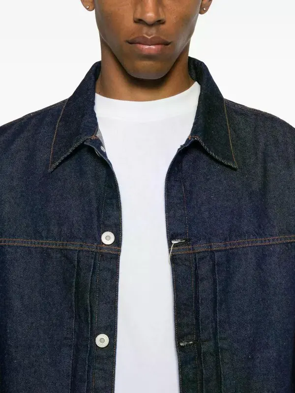 KURO Dense Button-fastening Denim Jacket