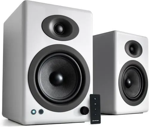 AUDIOENGINE A5+ Classic Powered Bookshelf Speakers - White