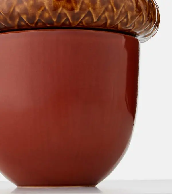 BORDALLO PINHEIRO Gudrun Acorn Large Earthenware Container Claudia Schiffer