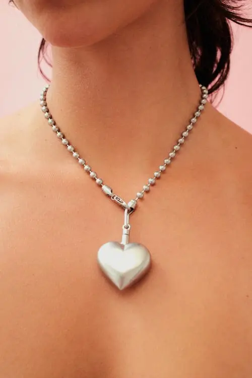 67JEWELRY Puffed Heart Sterling Necklace