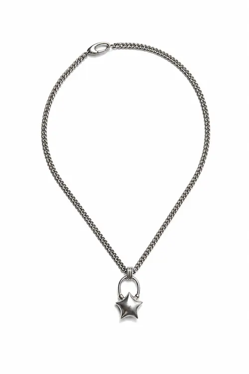 67JEWELRY Mini Puffed Star Necklace