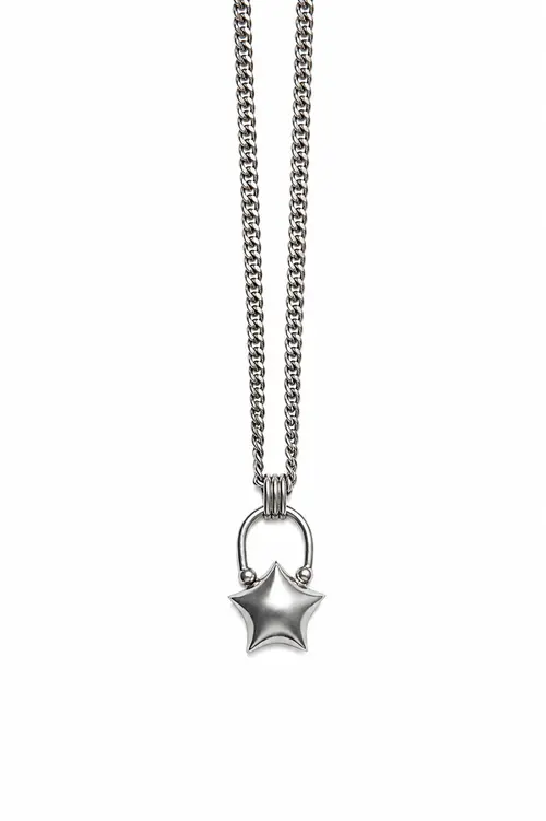 67JEWELRY Mini Puffed Star Necklace