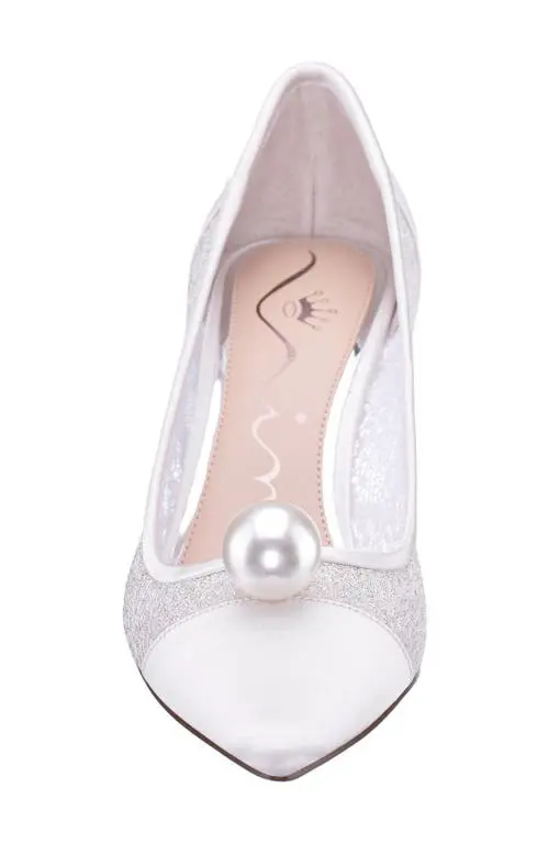 Nina Bence Pointed Toe Pumps - Ivory