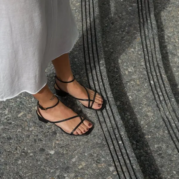DOLCEVITA Karlos Strappy Sandals - Black Leather