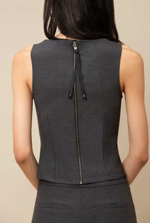 CONTESSA MILLS Textured Twill Boatneck Top With Shell Buttons