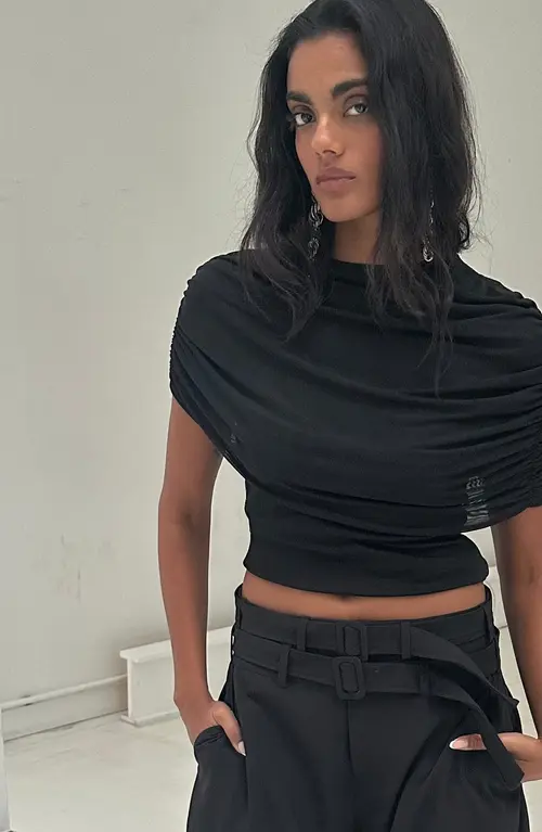 SAEMDI Mesh Cape Top - Black