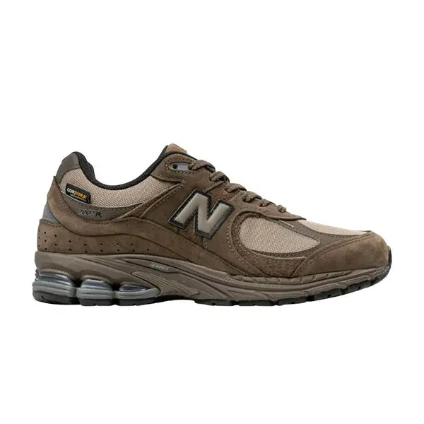 NEW BALANCE 2002r Sneakers - Brown