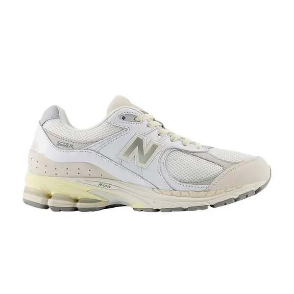 NEW BALANCE 2002r Sneakers - White