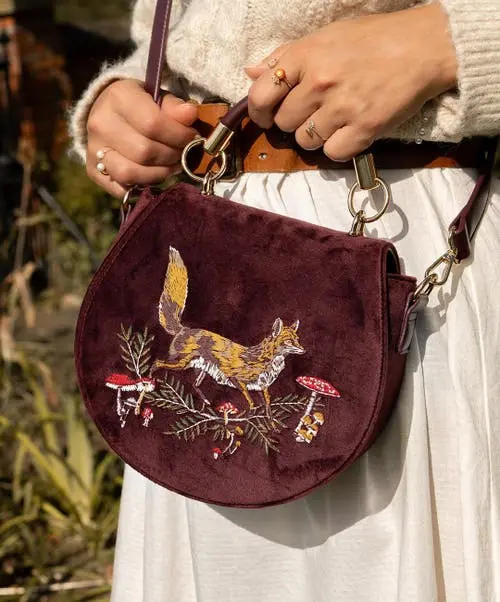 FABLE ENGLAND Fox & Mushroom Embroidered Saddle Bag - Red
