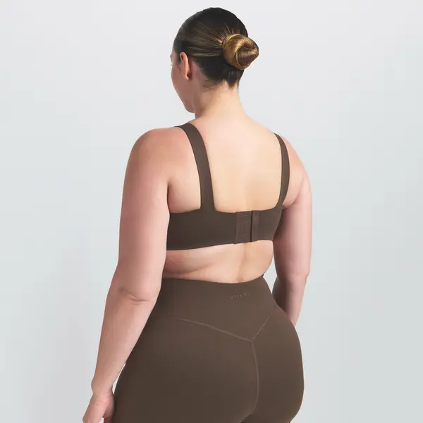 Nike Skims Matte Wide-strap Bra