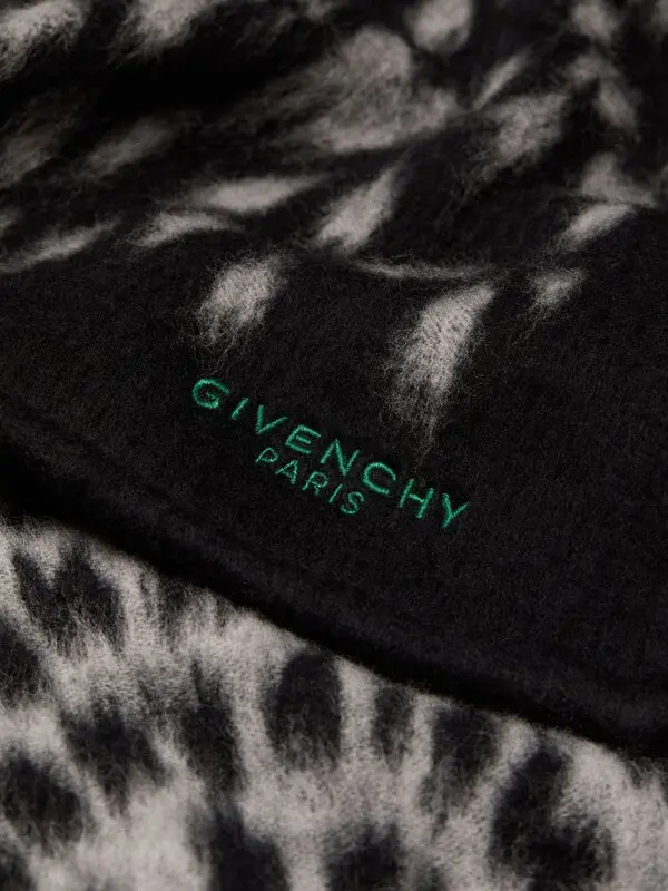 Givenchy Scarf In Wool Jacquard With Animal Print