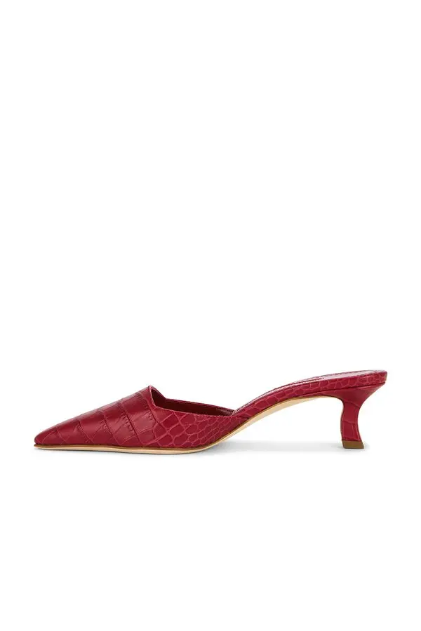 Manolo Blahnik Moiramu 50 Pumps