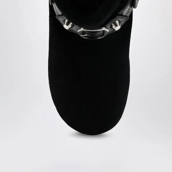 Balenciaga Alaska Soft Ankle Boots - Black