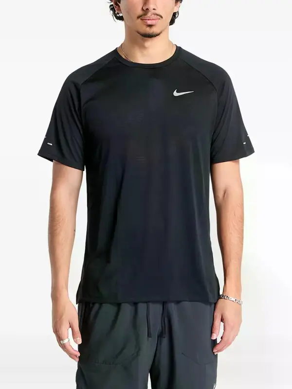 Nike Stride Running T-shirt