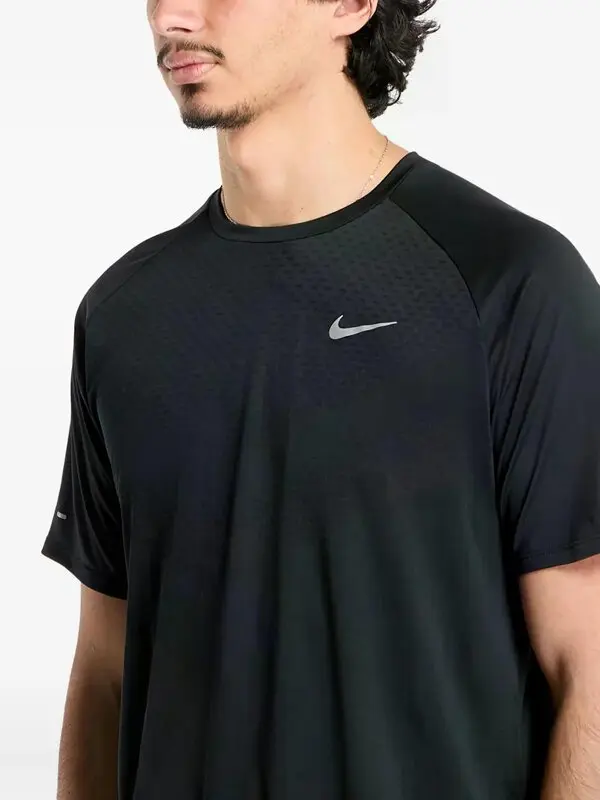 Nike Stride Running T-shirt