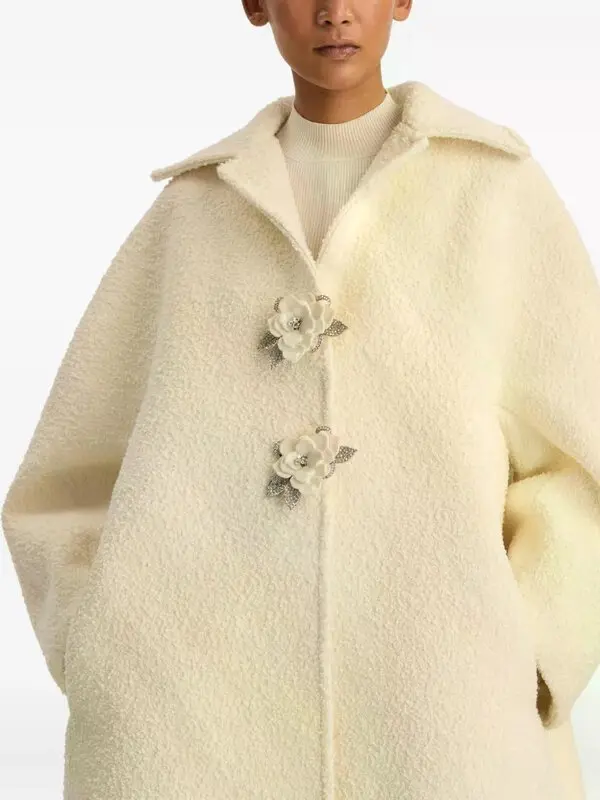 Oscar De La Renta Bouclé Coat With Floral Buttons - Neutrals