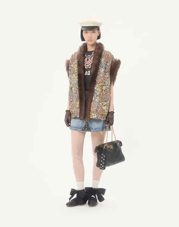 Valentino Garavani Cotton T-shirt With Panther Lady Print - Black/birch