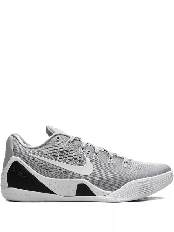 Nike Kobe Em Low-top Sneakers - Grey