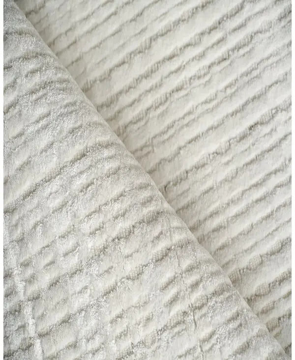 EXQUISITE RUGS Cabrini Modern 6480 Area Rug 2'x3