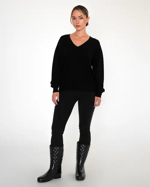 REBODY Nora V-neck Cashmere Sweater - Black