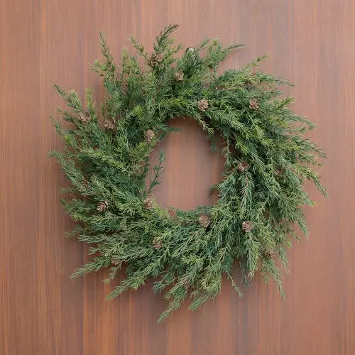 CG HUNTER 28" Artificial Pine Wreath With Pinecones