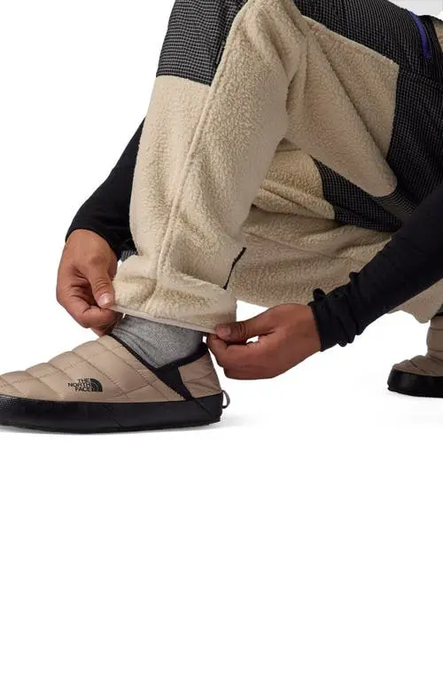 BACKCOUNTRY Wander Pile-fleece Pant - Fog