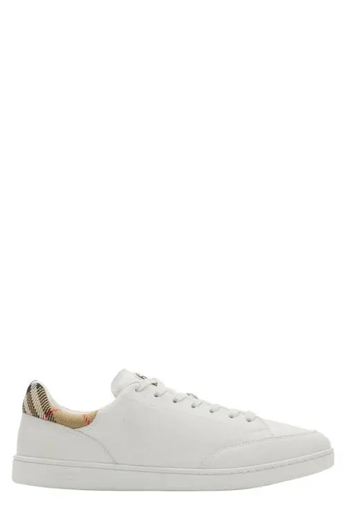 Burberry Leather Low Top Sneaker - White/sand Ip Check