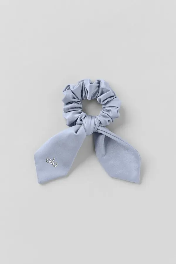 Alo Yoga Airlift Rhythm Scrunchie - Winter Frost