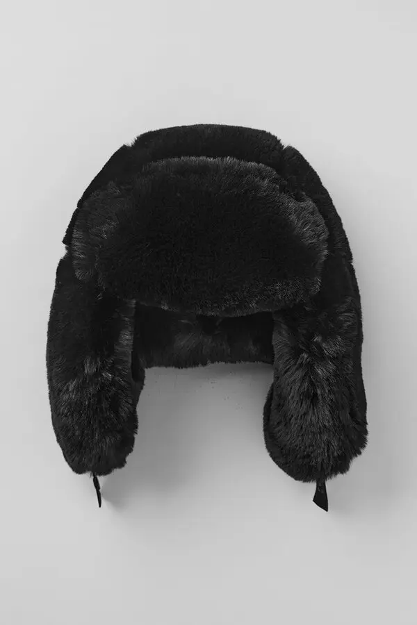 Alo Yoga Faux Fur Trapper Hat - Black