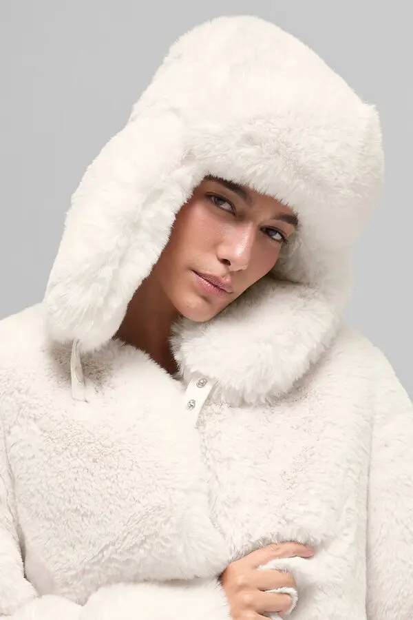 Alo Yoga Faux Fur Trapper Hat - Ivory