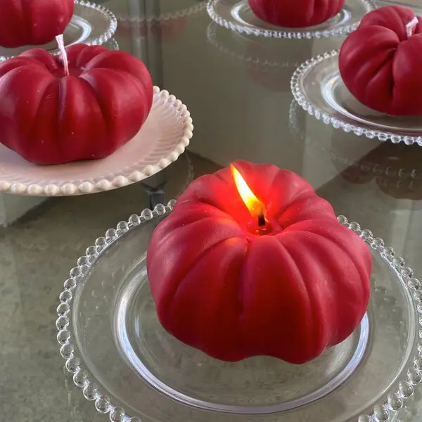 SCANDLES Jumbo Heirloom Tomato Candle
