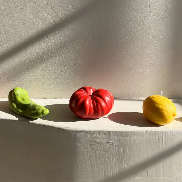 SCANDLES Jumbo Heirloom Tomato Candle