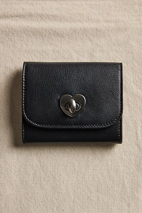 Free People Lock It Up Wallet - Black