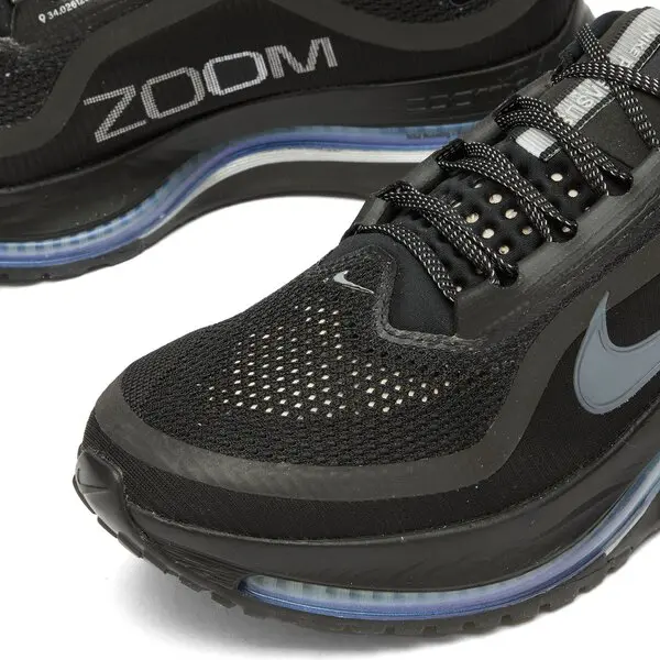 Nike Pegasus Premium Sneaker - Black/silver