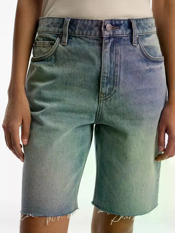 12 STOREEZ Frayed-edge Denim Shorts