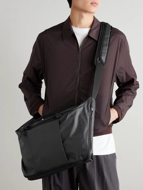 DB JOURNEY Ramverk Pro Ripstop Messenger Bag