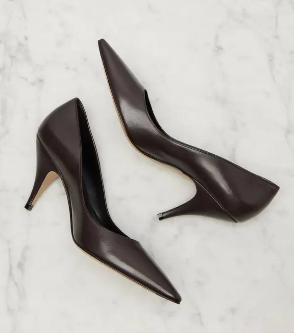 THE ROW Liisa 80 Leather Pumps - Brown