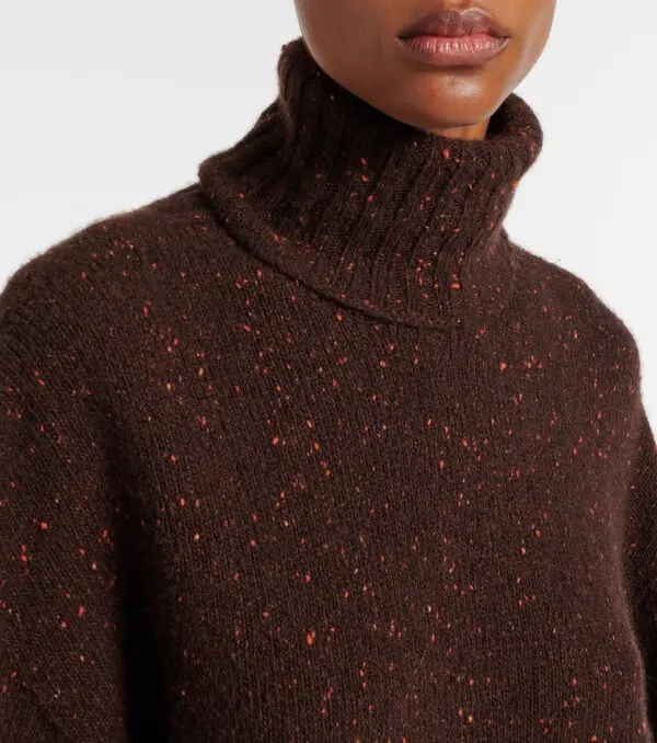 THE ROW Mirai Cashmere Turtleneck Sweater