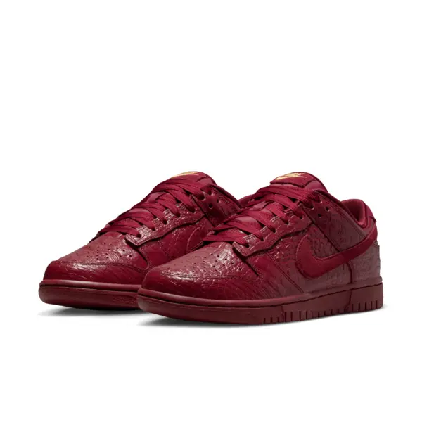 Nike Dunk Low Sneakers - Red
