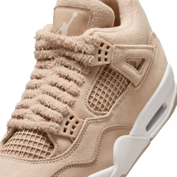 JORDAN 4 Retro Shoes